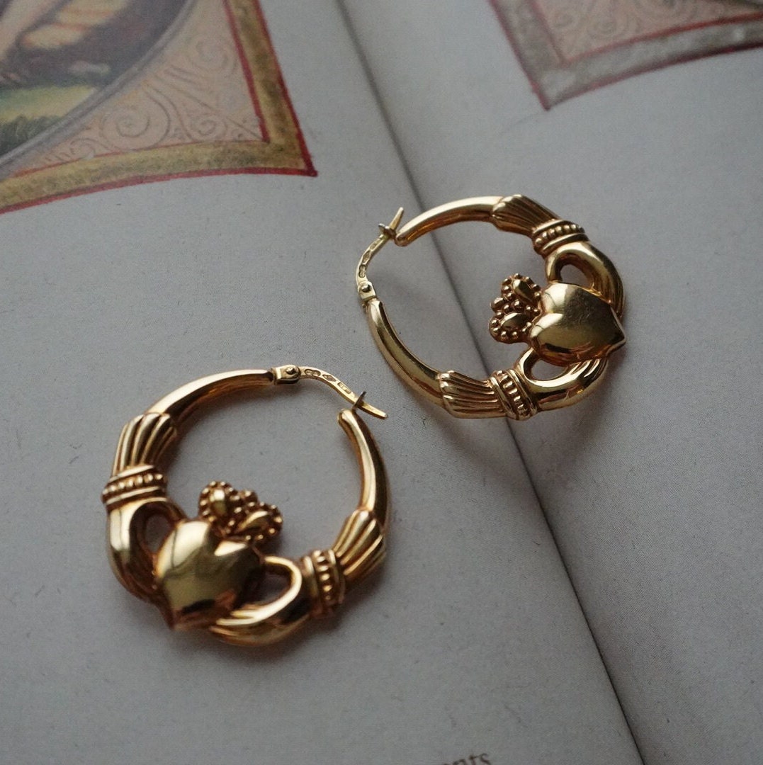 Vintage Unoaerre 14k Claddagh Hoop Earrings / Gold 585 Italian Jewelry ...