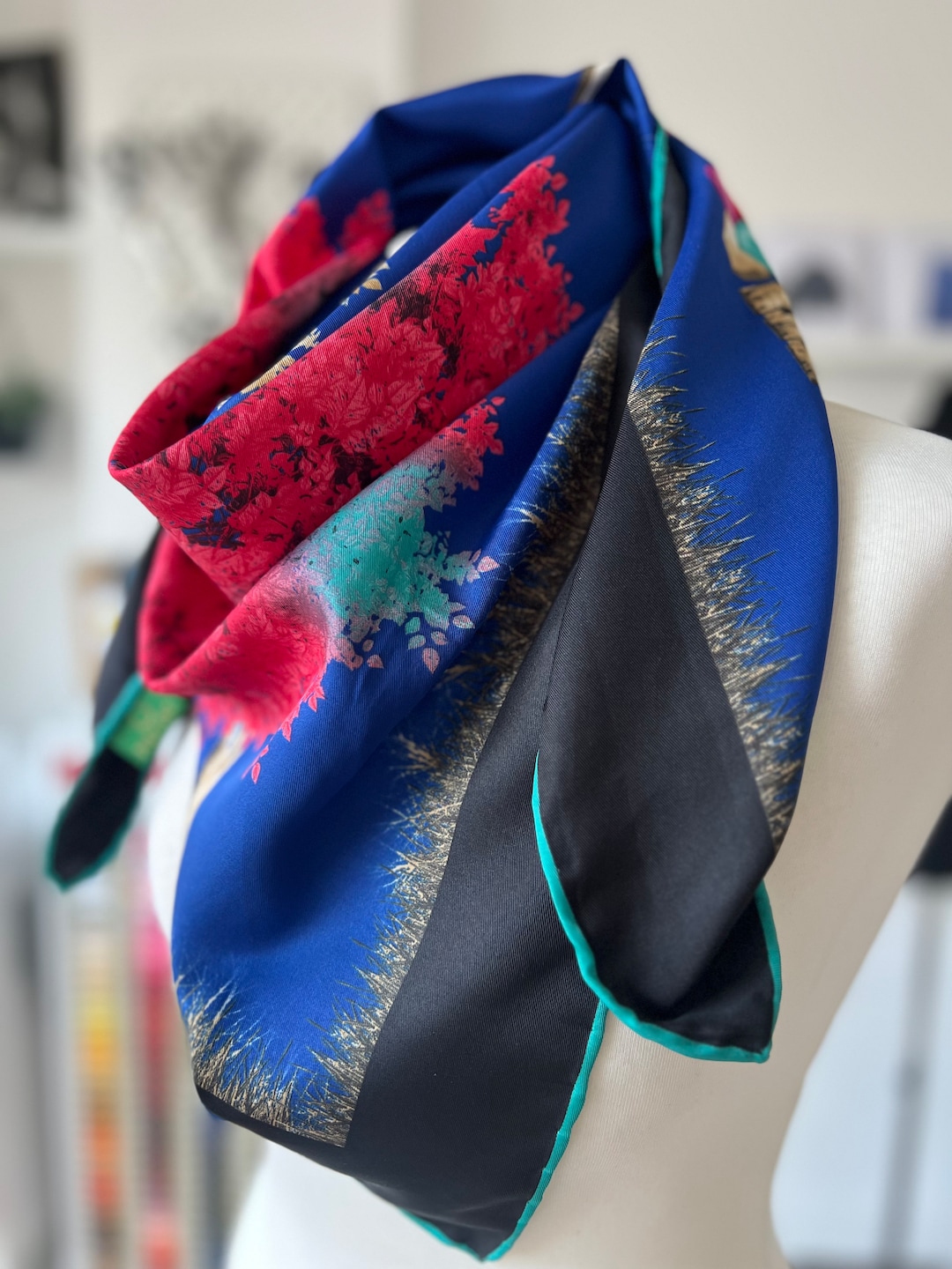 Beautiful Vintage Blue Extra Large Polo Ist Hand Rolled Square ...