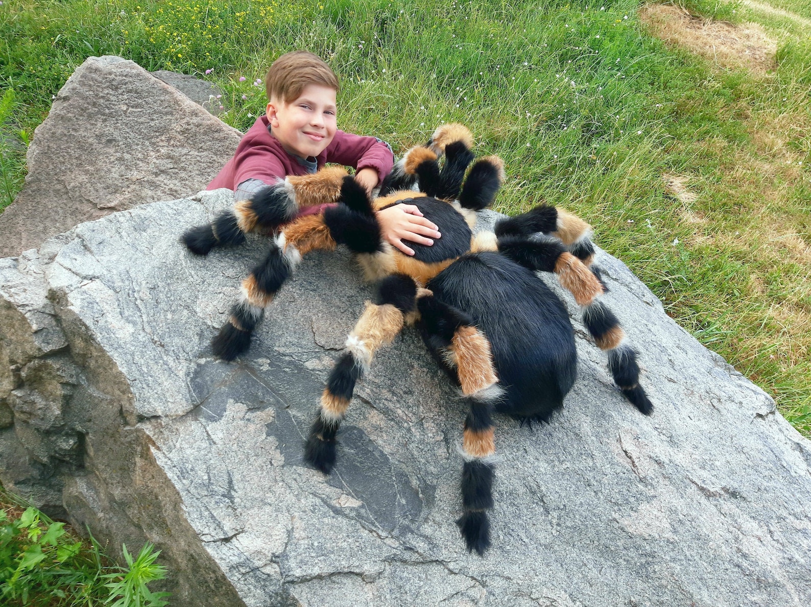 Giant Halloween Spider Photo Props Tarantula Lifesize Monster - Etsy