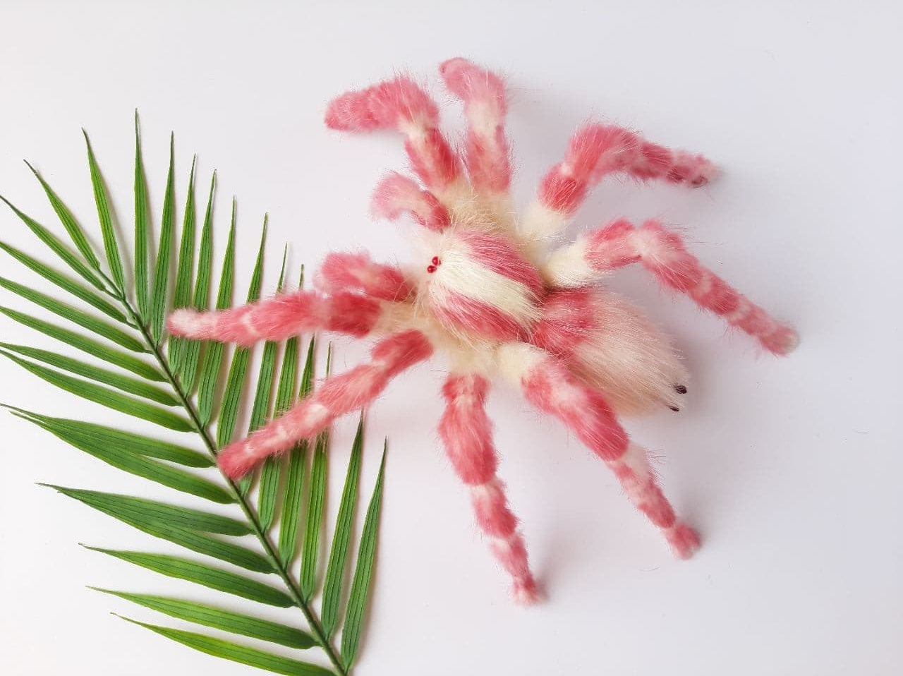 Lifelike Tarantula Spider Poseable Shelf Decor Wall Mount - Etsy Singapore
