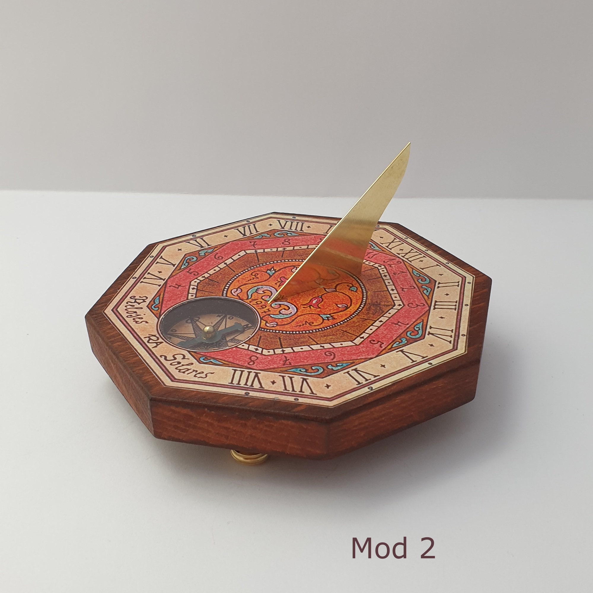 Sundial Horizontal Wooden Sundial With Compass for Orientation. Unique ...