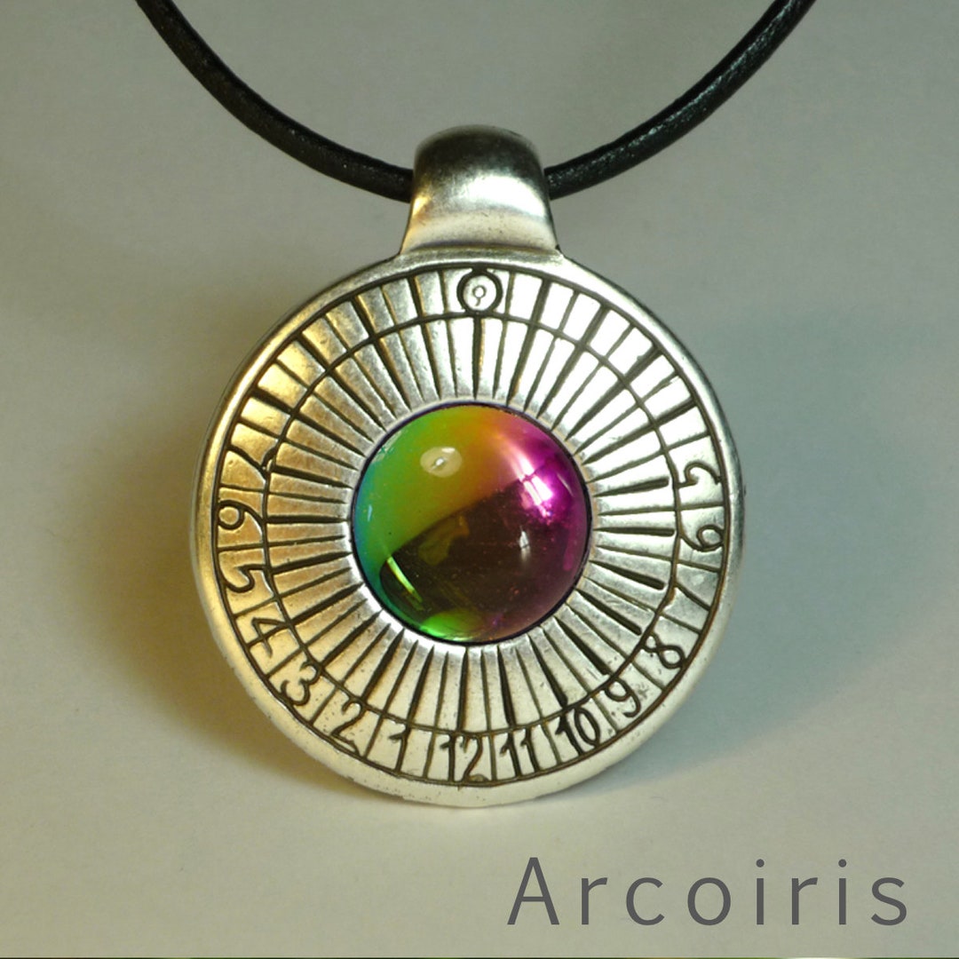 Syrian Solar Clock Pendant, Sundial Necklace, Sonnenuhr Halskette ...