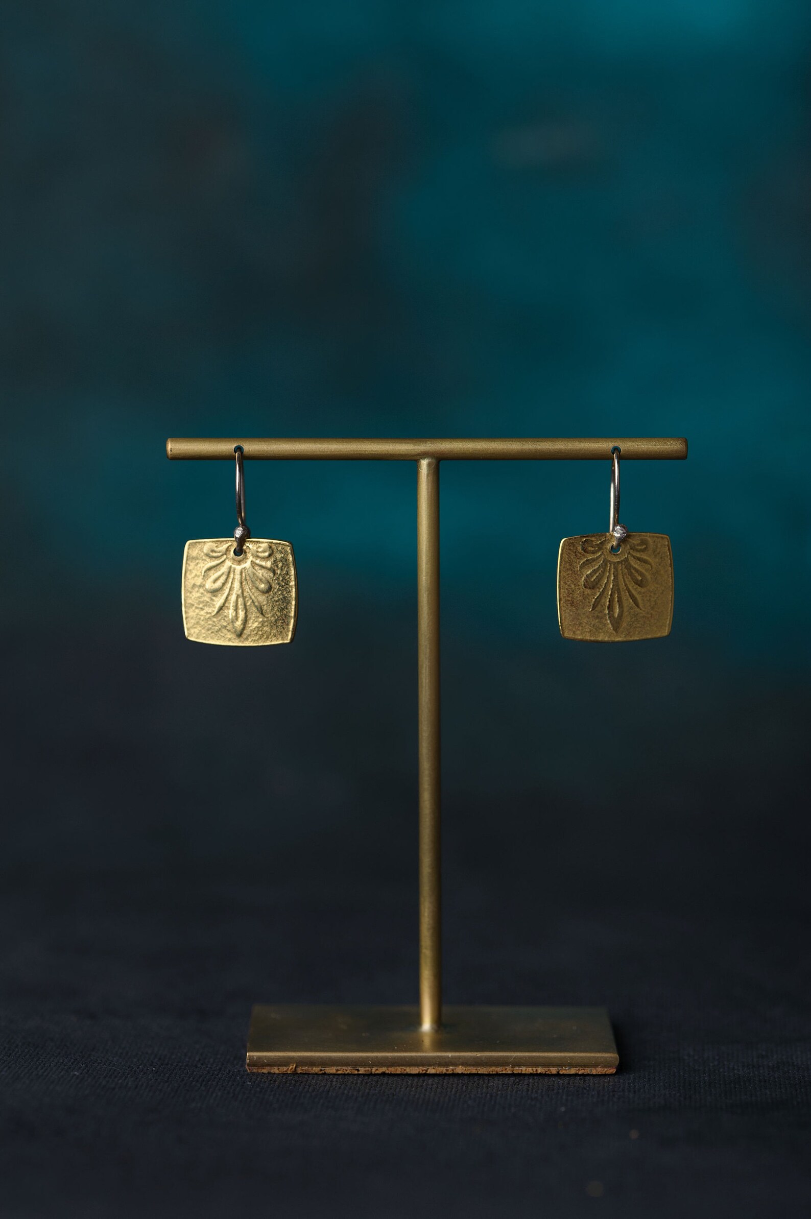Earring Display Stands Brass Set of Three 80mm 120mm - Etsy
