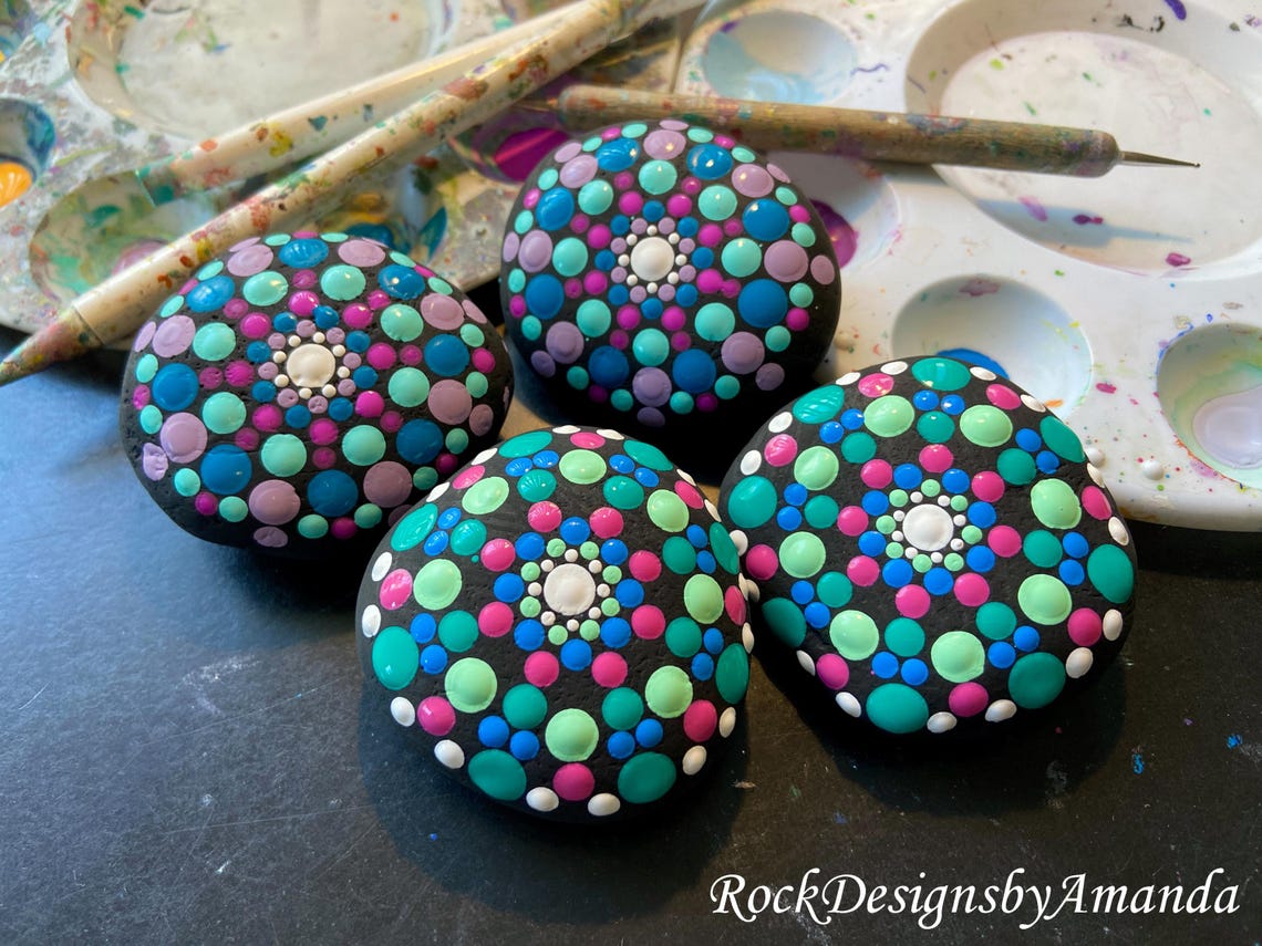 Simple Mandala Rocks | Painted Rocks | Paperweights | Rock Art | Dot ...