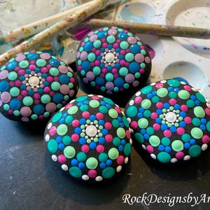 Simple Mandala Rocks | Painted Rocks | Paperweights | Rock Art | Dot ...