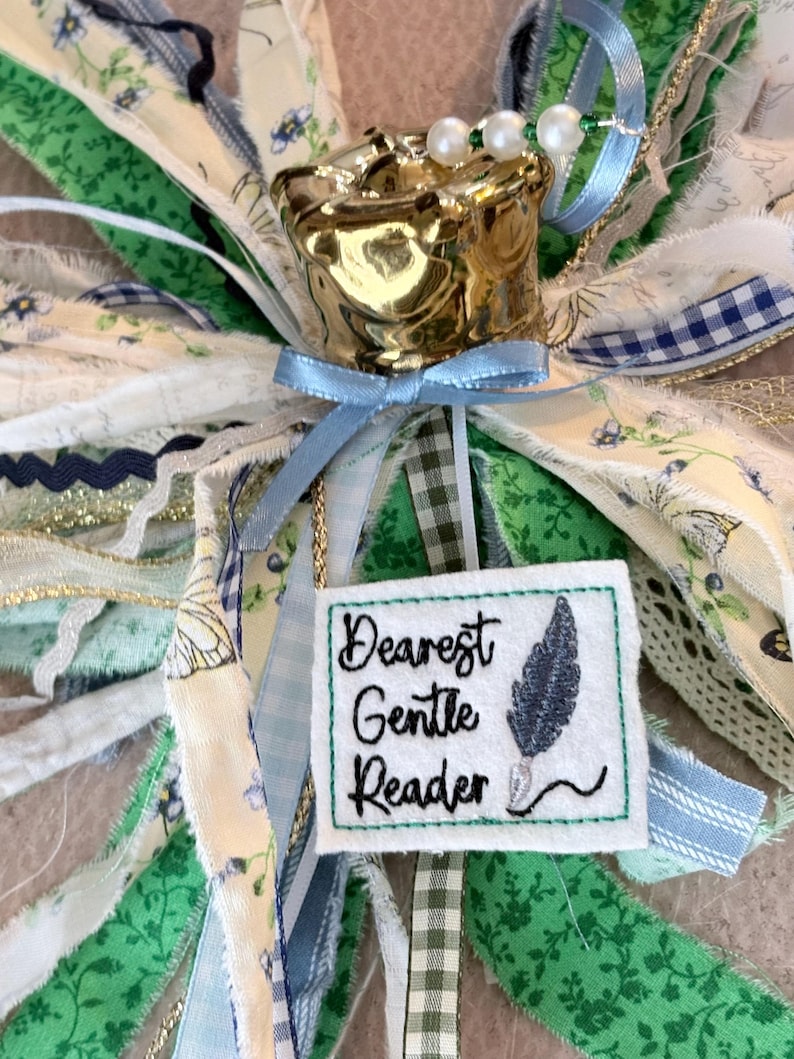 Bridgerton” Inspired “dearest Gentle Reader” Gold Crown Salt Shaker ...