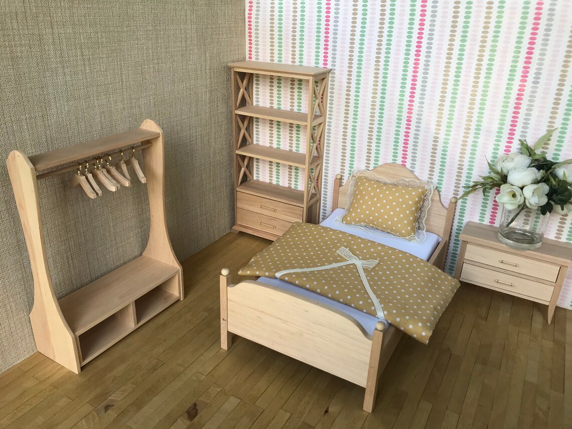 Bed for 12 Inch Doll / 1:6 Scale Bed/ Modern Bed - Etsy