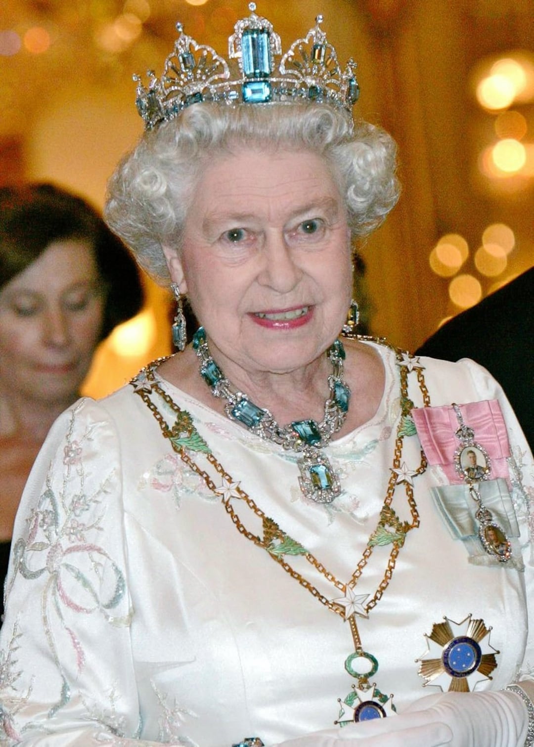 Queen Elizabeths Crowns And Tiaras