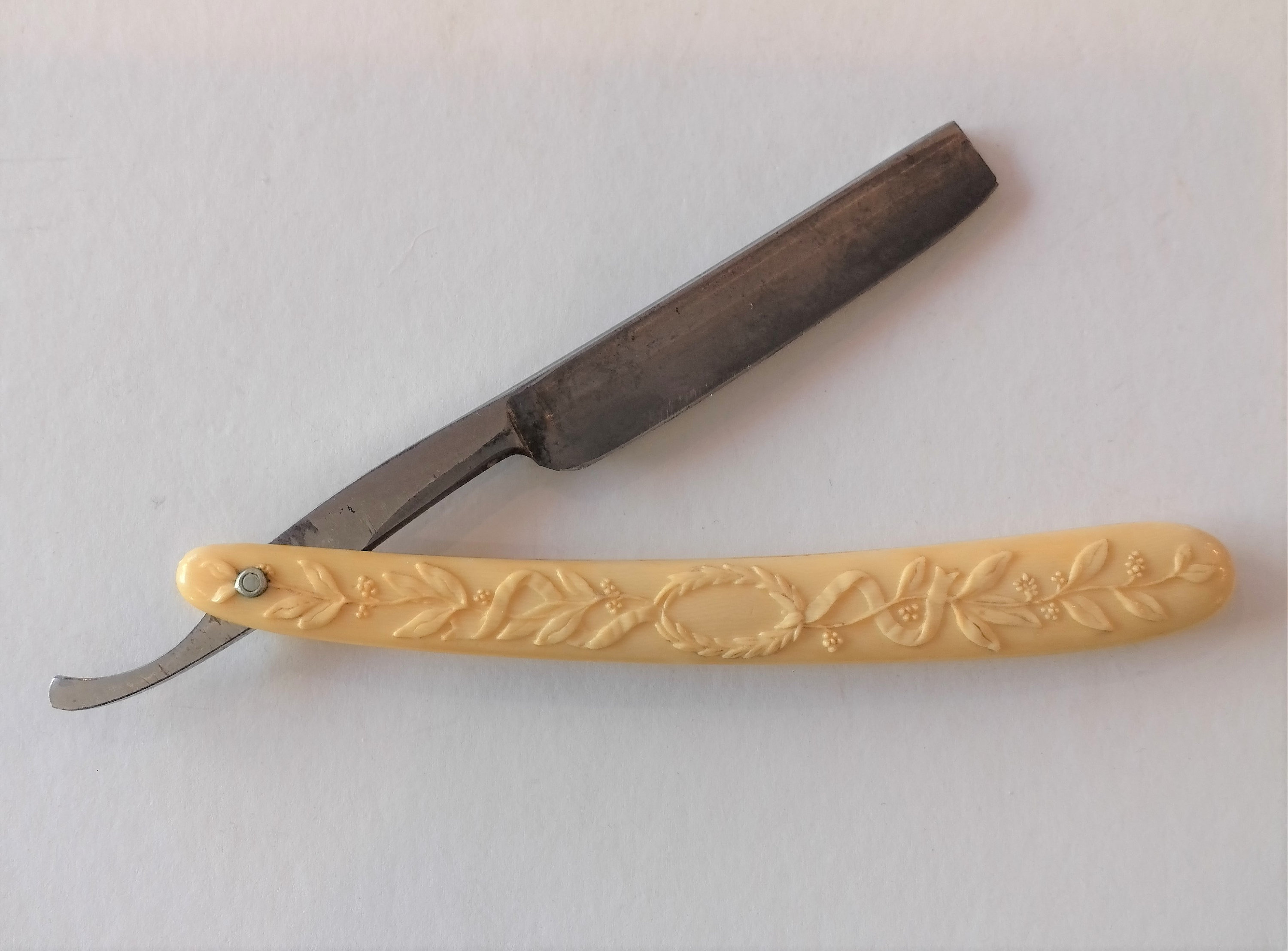 Antique H.J. Herskovitz Sheffield Steel Straight Razor With Decorative ...