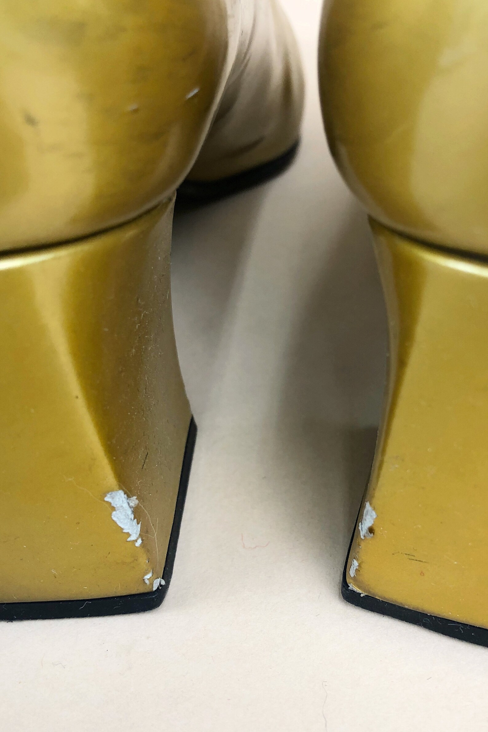 1990s Stuart Weitzman Gold Pumps, Comes With Original Box, 90s Formal ...