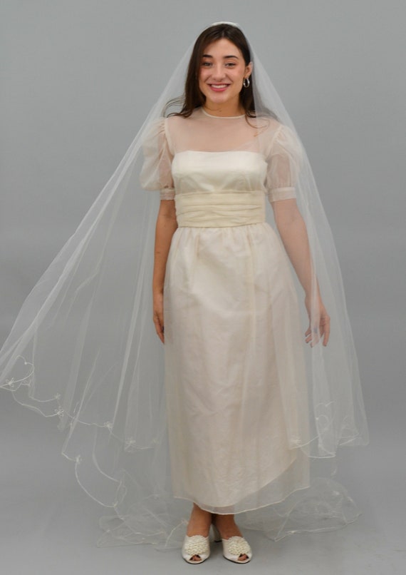 1980s Does 1950s Soft Ivory Tea Length Puff Sleeve We… - Gem