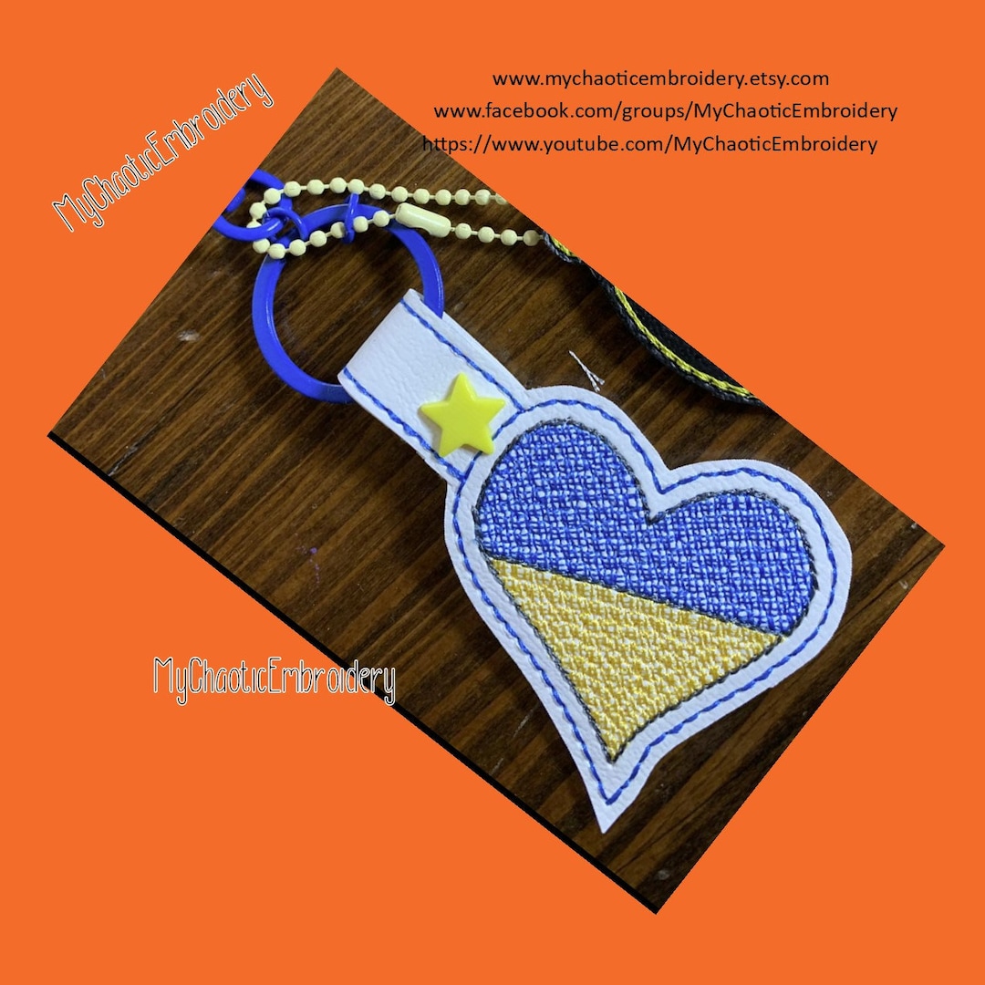 4x4 2 Color Split Heart Sketch Design Keyfob Snaptab Designs -digital ...