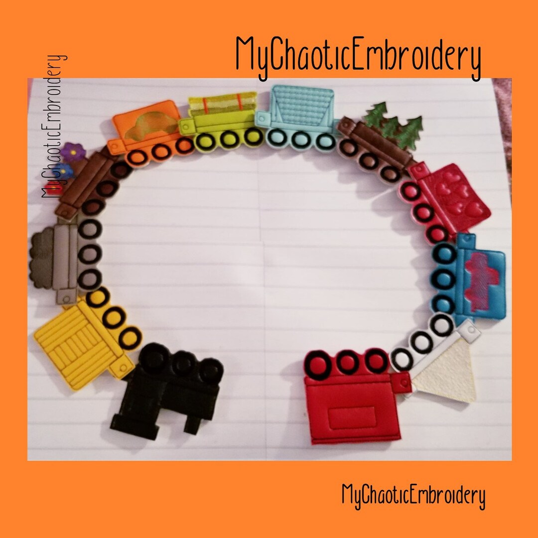 15 Piece Toy Train Snap Together Set Starter Set Different Designs All ...