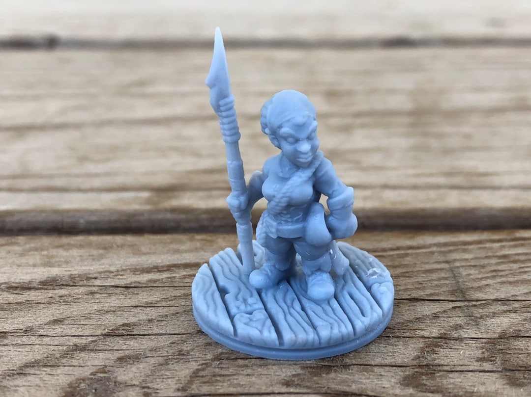 Dnd Female Gnome 28mm Miniatures RESIN Wargaming Terrain | Dungeons and ...