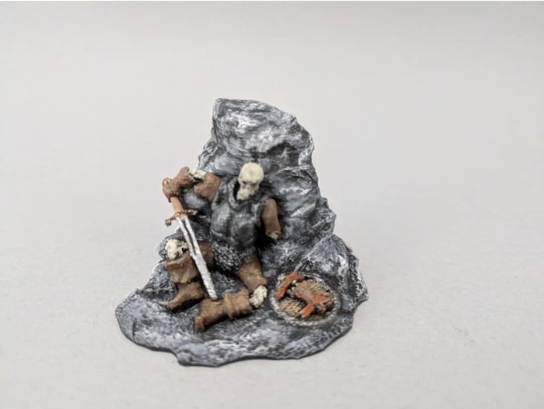 Dnd Resin Long Dead Adventurer NCP Corpse Skeleton Bones Remains ...