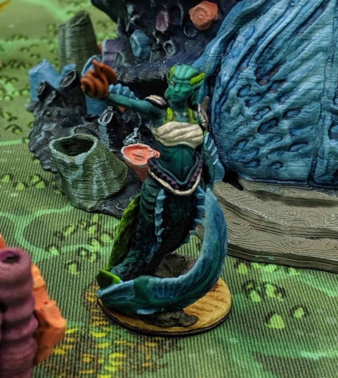 Female Merfolk Atlantis Warrior Merman Mermaid Oceanic Resin Miniature ...