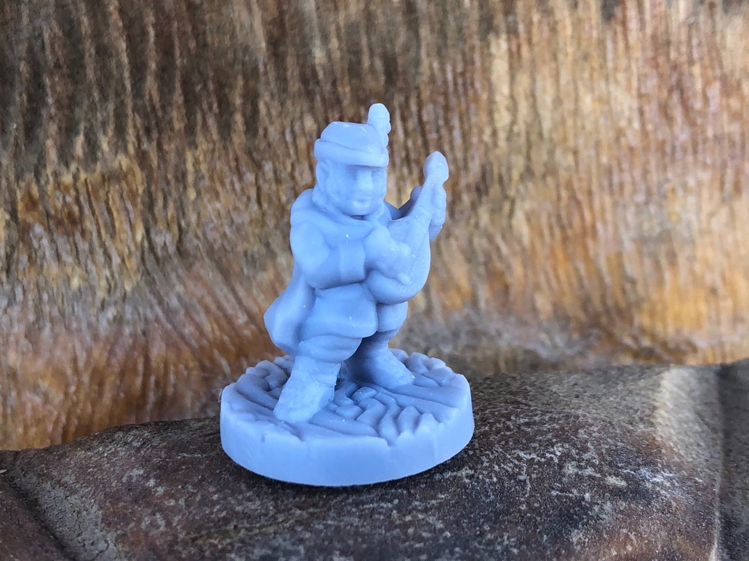 Dnd Halfling Minstrel Hobbit Musician 28mm Miniature RESIN - Etsy
