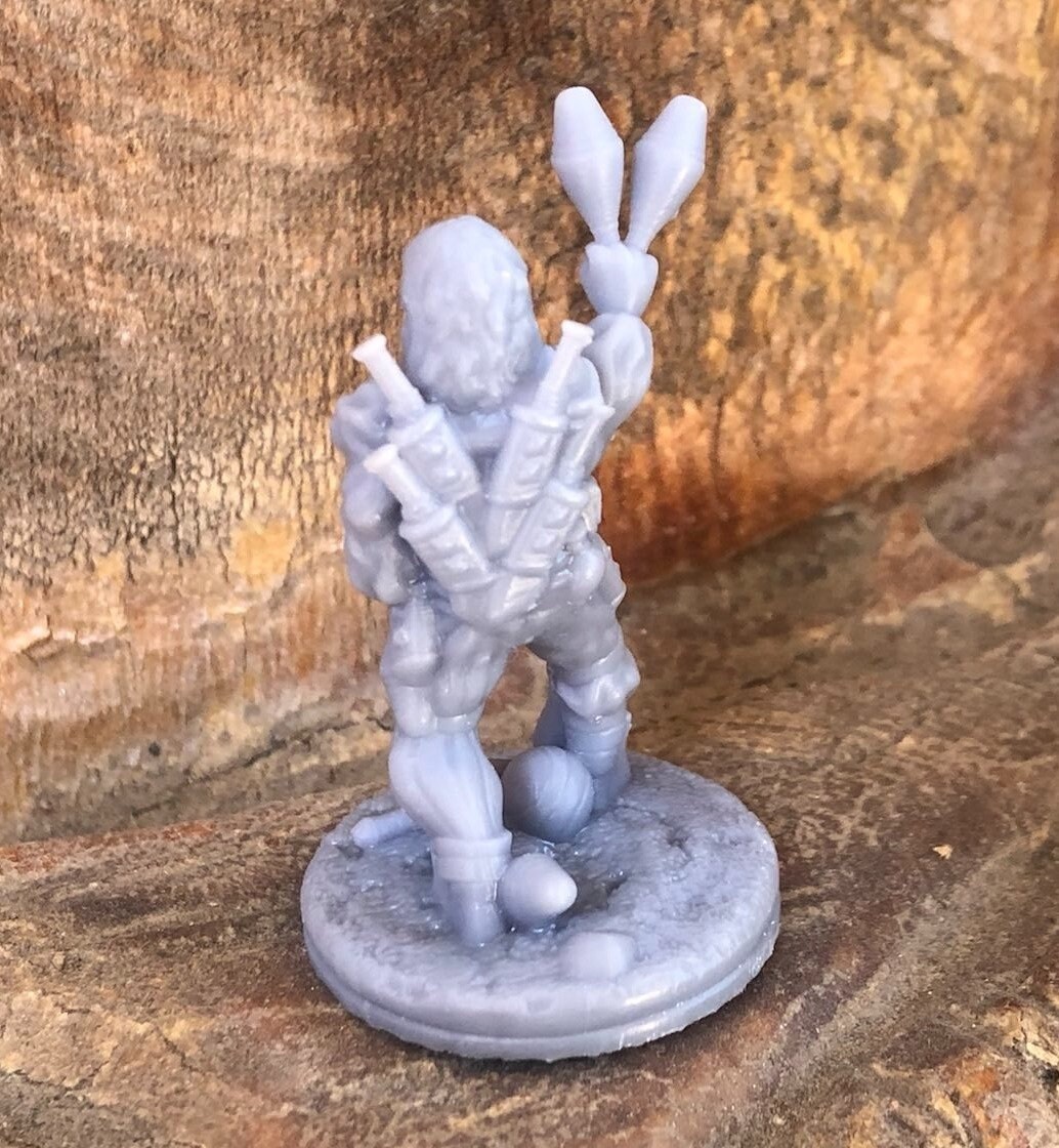 Dnd Juggler Entertainer Gypsy Jester 28mm Miniature Tabletop - Etsy UK