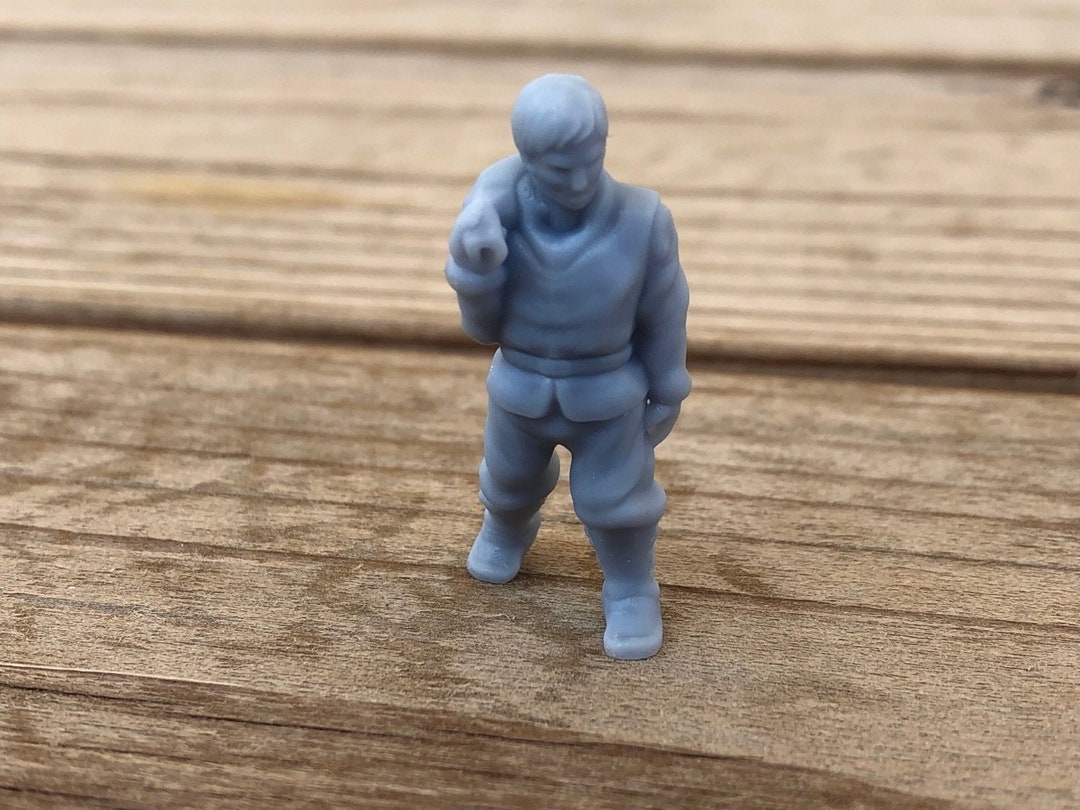Farmer Townfolk Peasant 28mm Miniature RESIN Tabletop Miniature RPG D&D ...