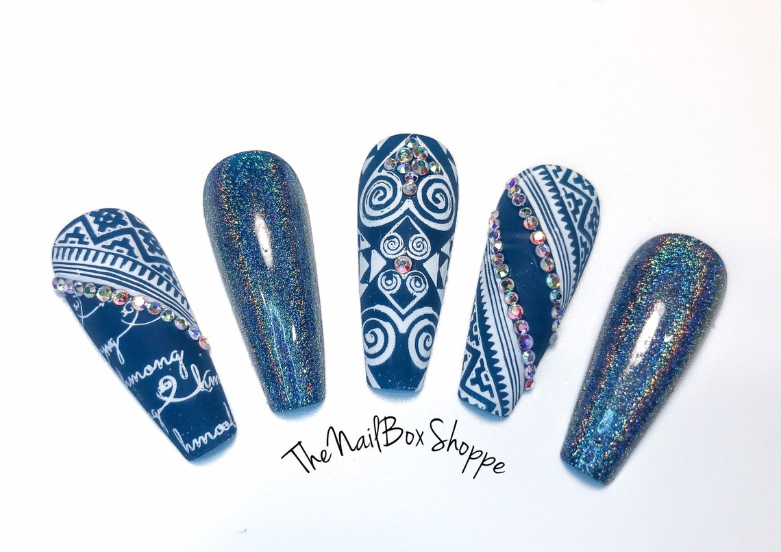 Hmong Batik Press on Nails: Custom Gel Nails With Crystals - Etsy
