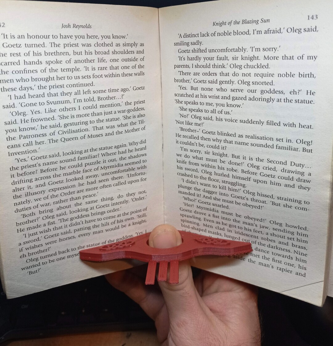 One Handed Book Holder | Thumb Page Holder | Stocking Filler | Book ...