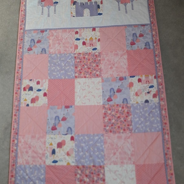 Castle Quilt - Etsy