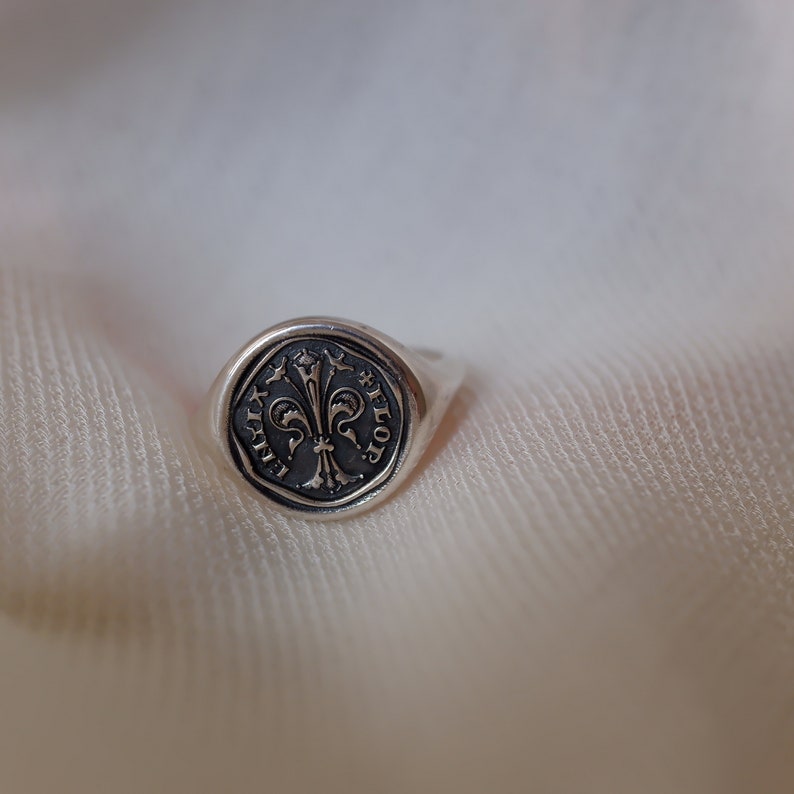 Signet Ring Fiorino Florentine Lily in 925 Sterling Silver, Burnished ...