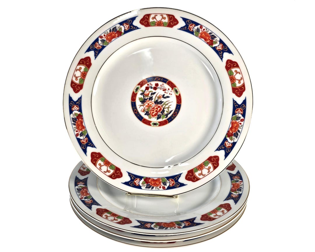 Vintage TTC China Imari Style Dinner Plates Japan Tono Blue and Red 10. ...