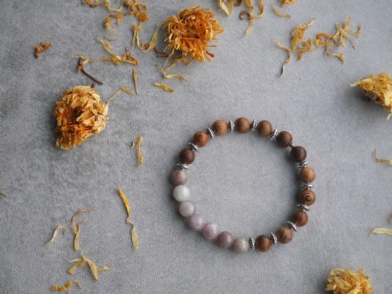 8mm Lavender Lilac Quartz and Wood Natural Gemstone Stretch - Etsy