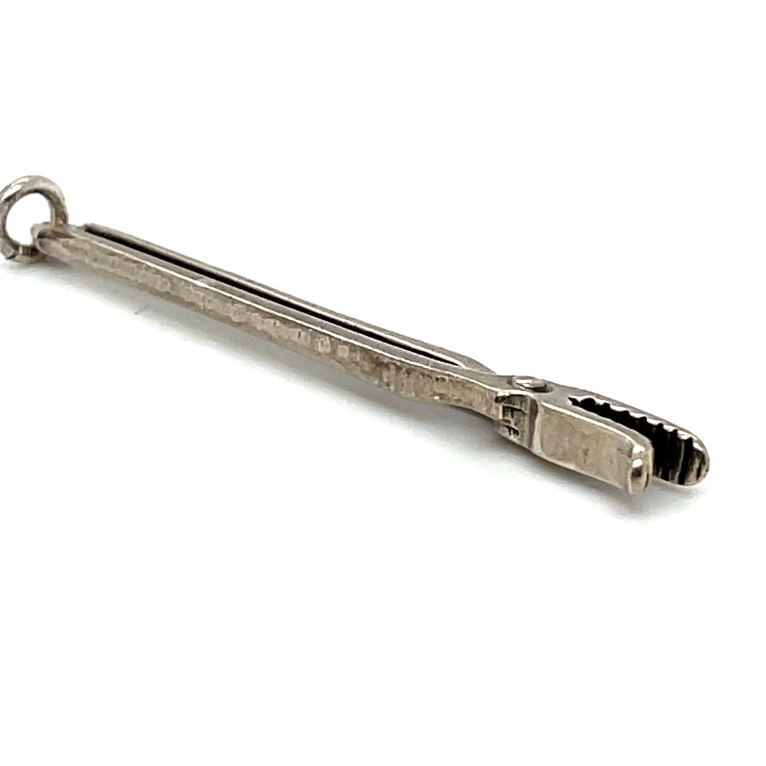 Vintage Pat Frey Hoof Clincher Charm - Etsy