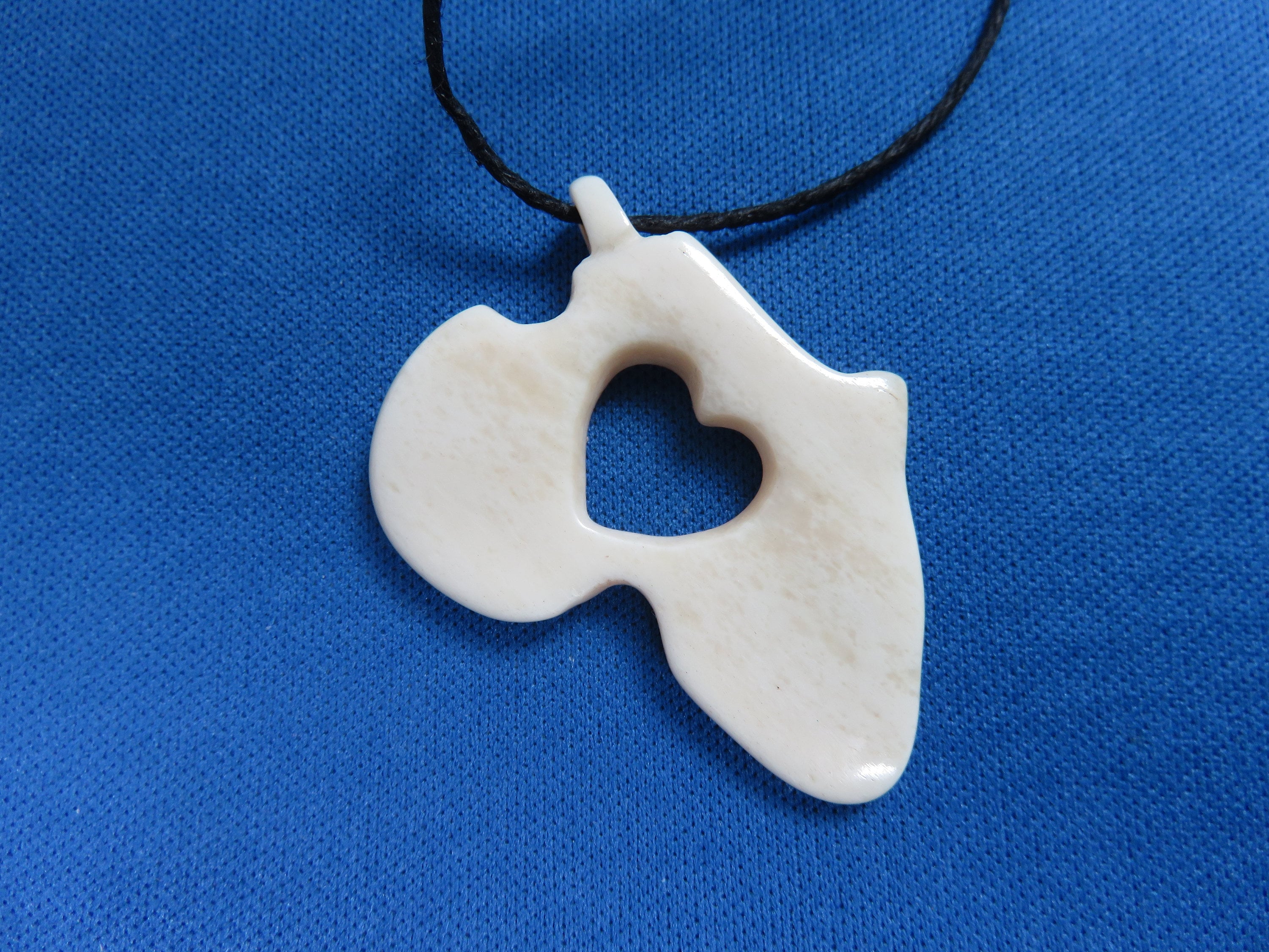 African Art Ethnic Jewelry Shona Carving Polished COW BONE AFRICA Map E ...