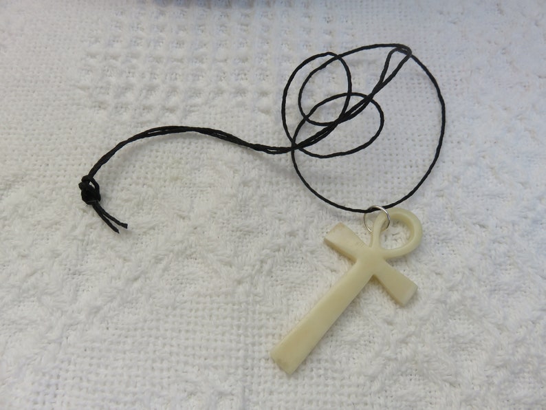 African Art Ethnic Jewelry Shona Stone Carving Polished Cow Bone ankh ...