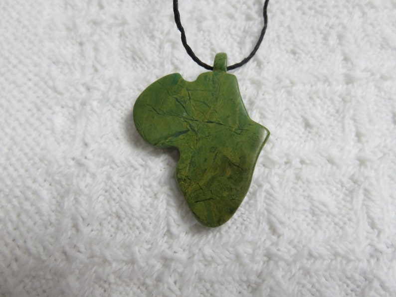 African Art Ethnic Jewelry Shona Carving Polished VERDITE AFRICA Map B ...