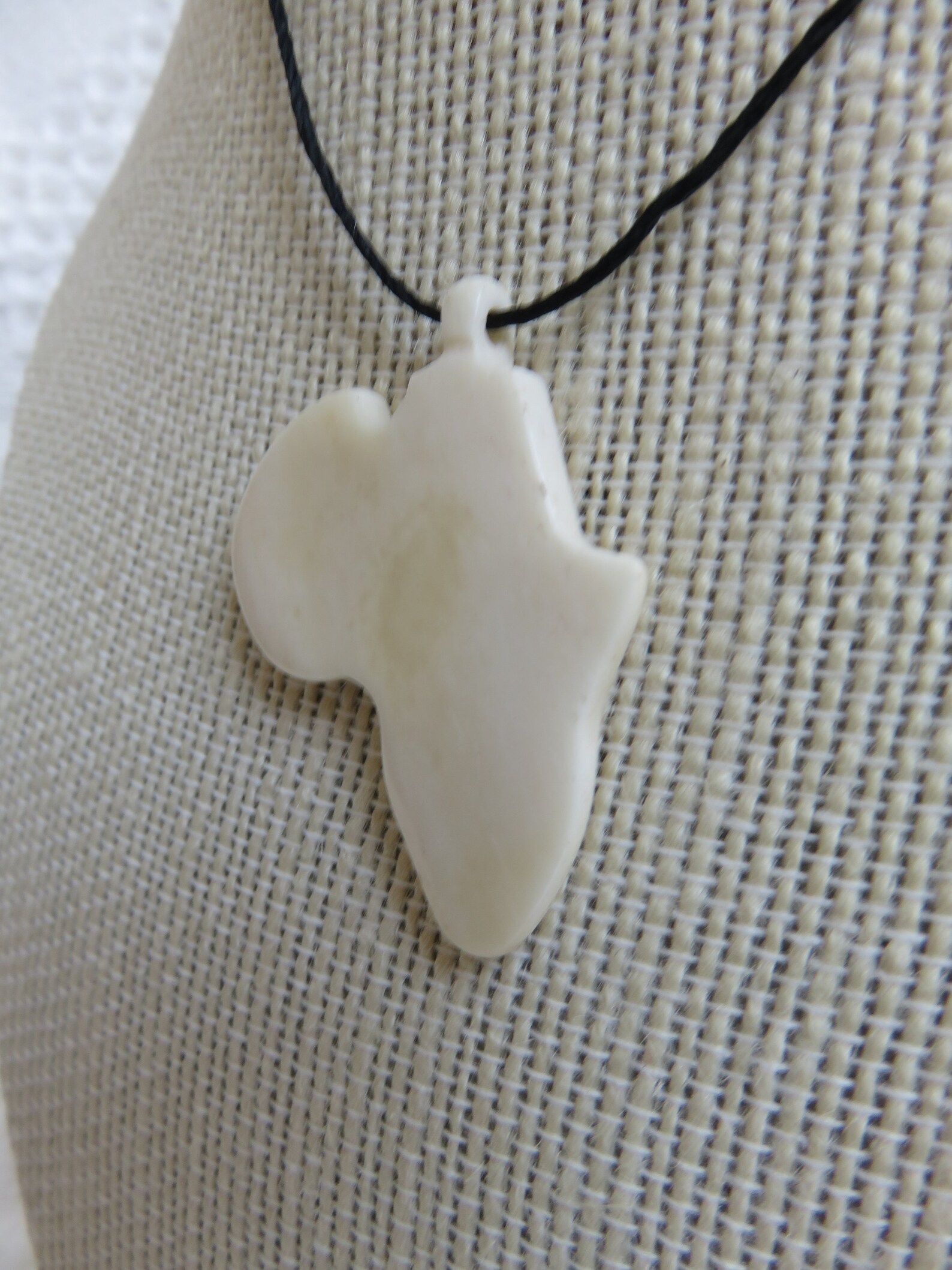 African Art Ethnic Jewelry Shona Carving Polished COW BONE AFRICA Map B ...