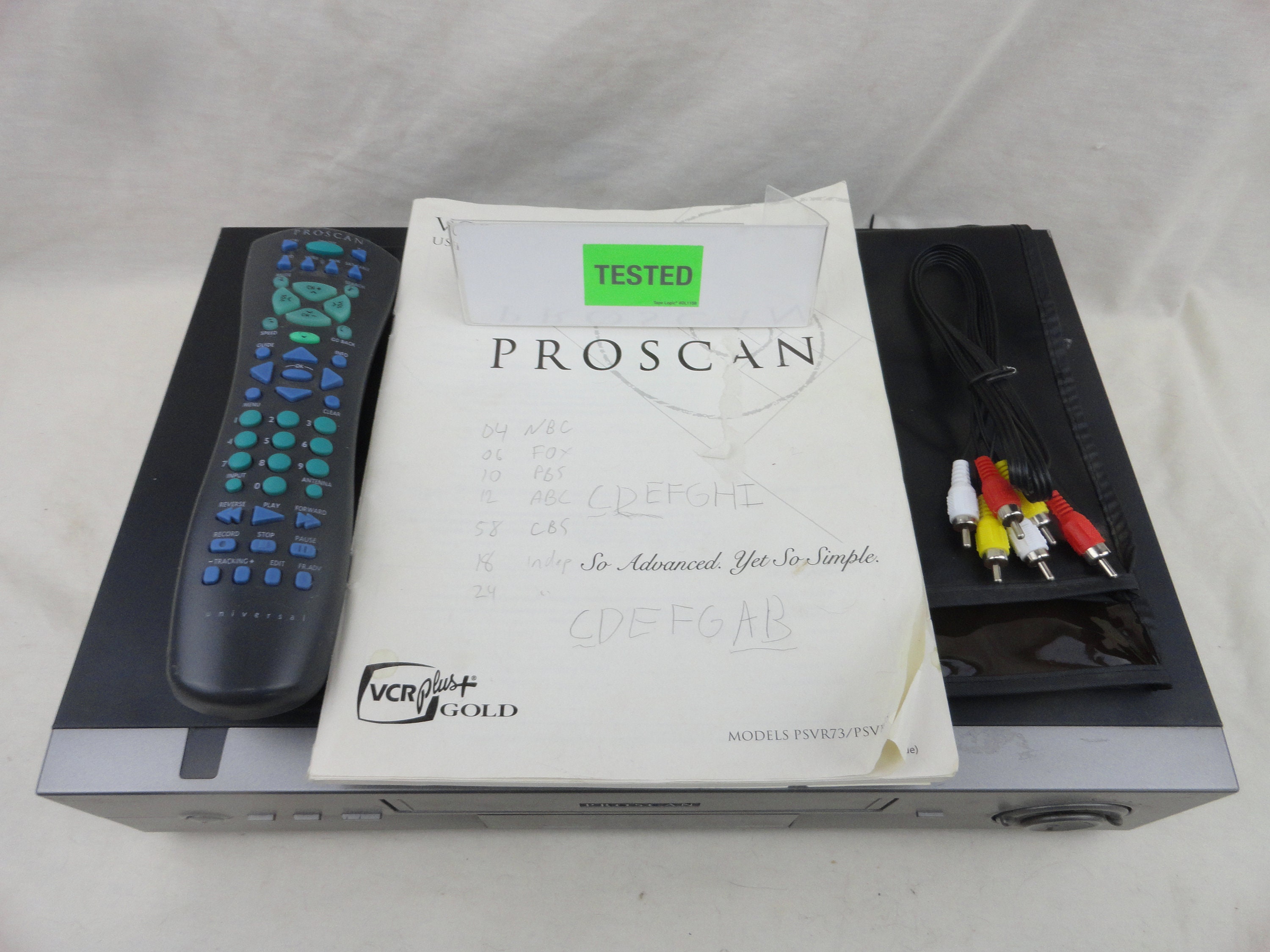 Proscan PSVR75 VHS VCR Player Recorder With Remote Manual Cable and ...