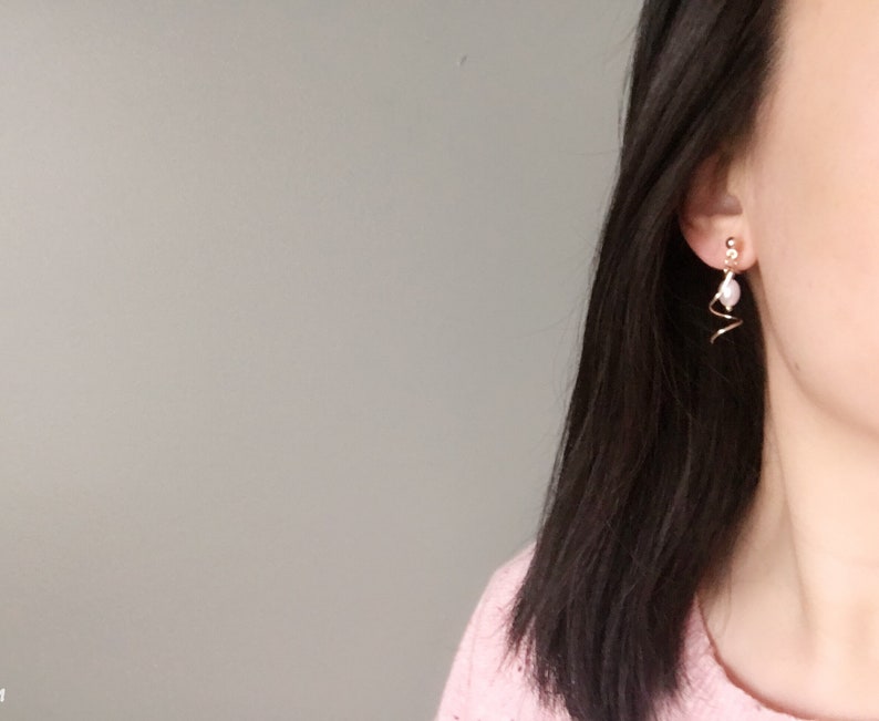 Invisible Clip on Earrings Golden Wave and Pearl Earrings - Etsy