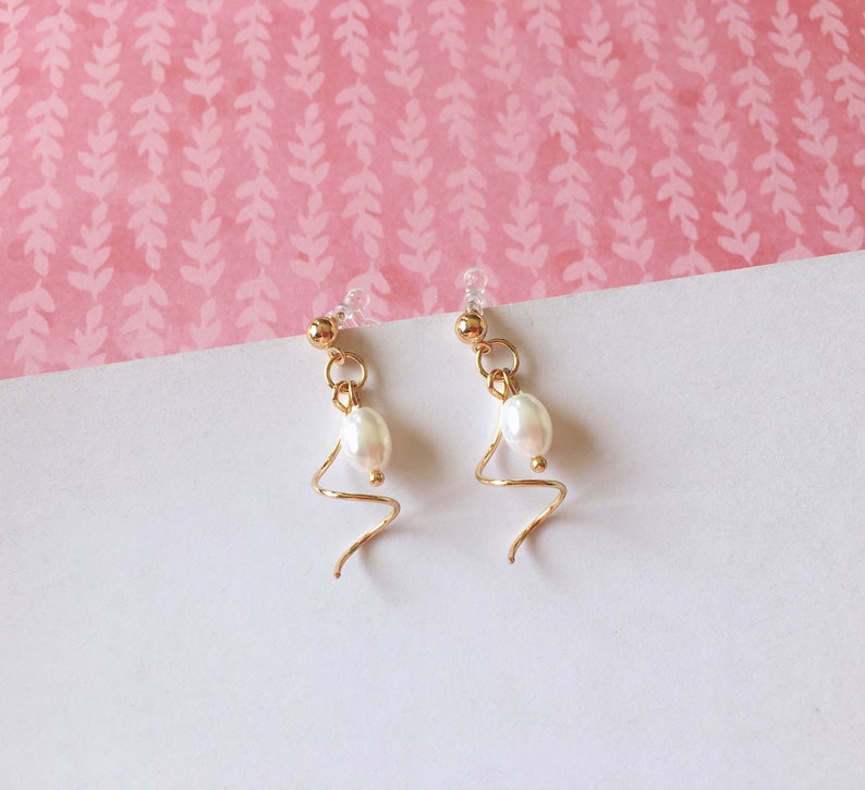Invisible Clip on Earrings Golden Wave and Pearl Earrings - Etsy
