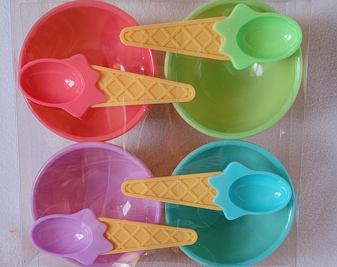 4 Ice Cream Waffle Bowls With Matching Spoons, BRAND New in Box - Etsy