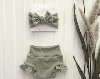 High Waisted Ruffled Bummies and Bow Set High Waisted Ruffled Baby Shorts Babygirl Bummies ...