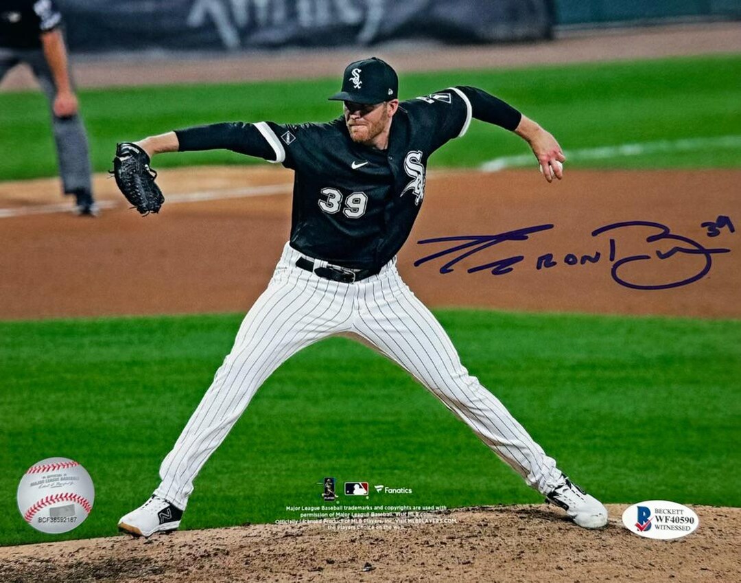 Aaron Bummer Chicago Pitcher Signed Autographed 8x10 Photo With Beckett ...