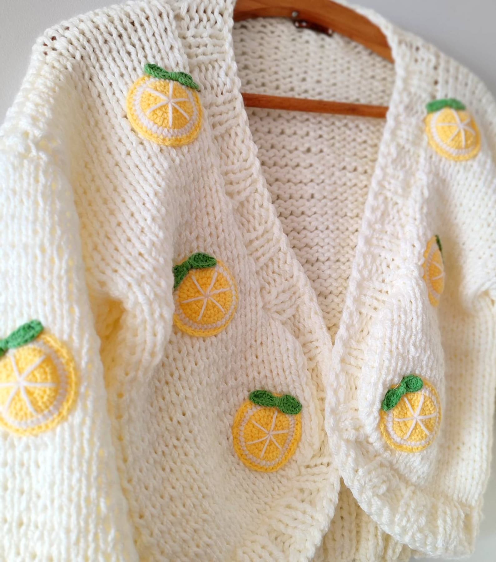Lemon Slice Embroidery Woman Trendy Cardigan,cotton or Acrylic Oversize ...