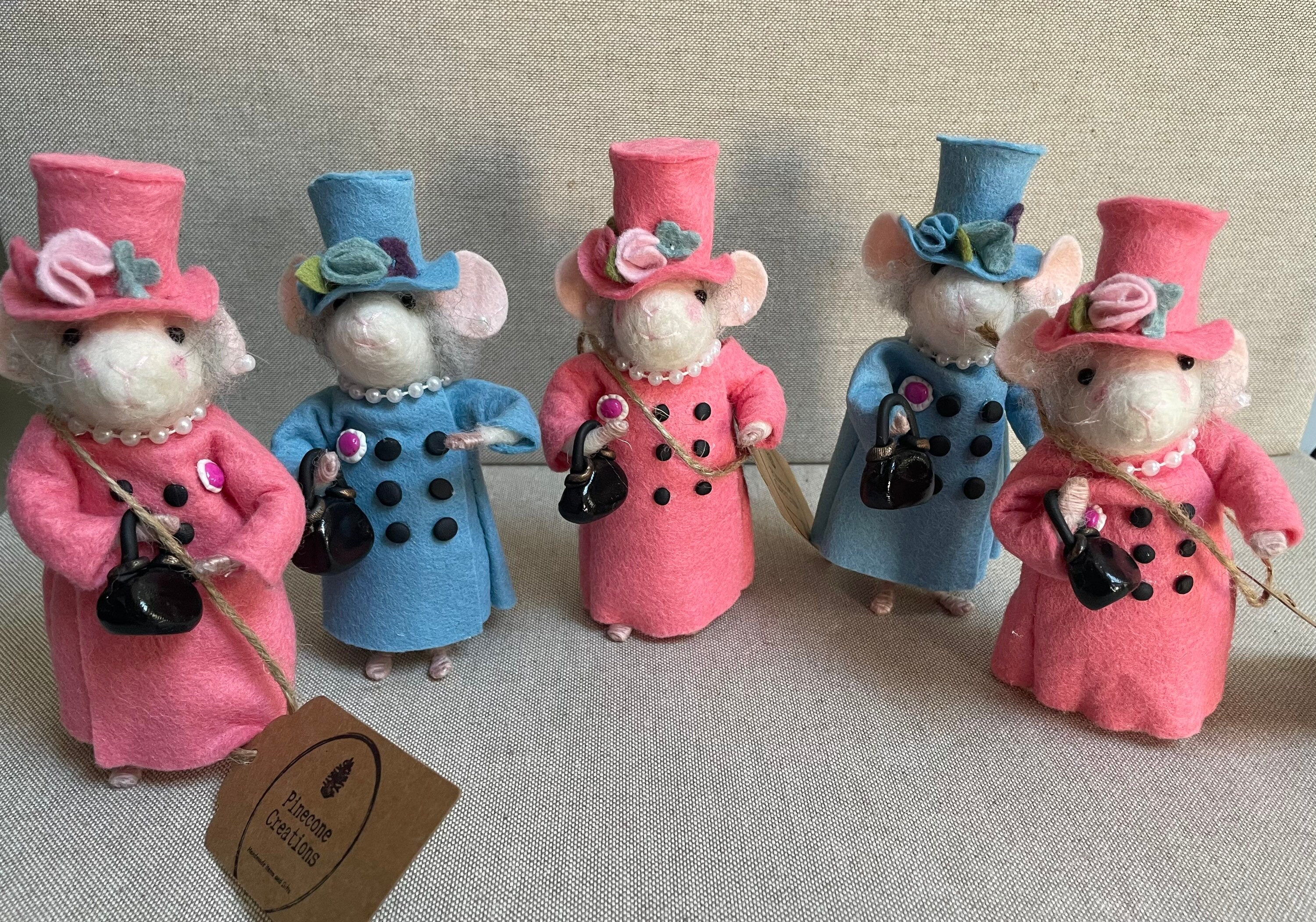 Queen Mouse Needle Felt Mouse Dolls House Cake Topper - Etsy UK