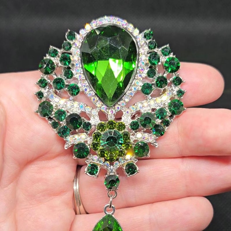 Vintage Mint Green Brooch - Etsy