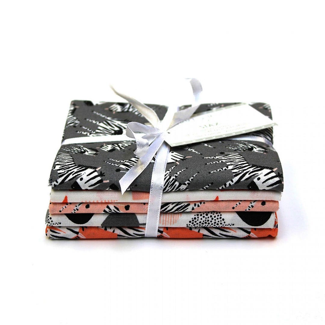 5 Fabric Fat Quarter Bundle - Baby Zoo by Emma and Mila - Etsy