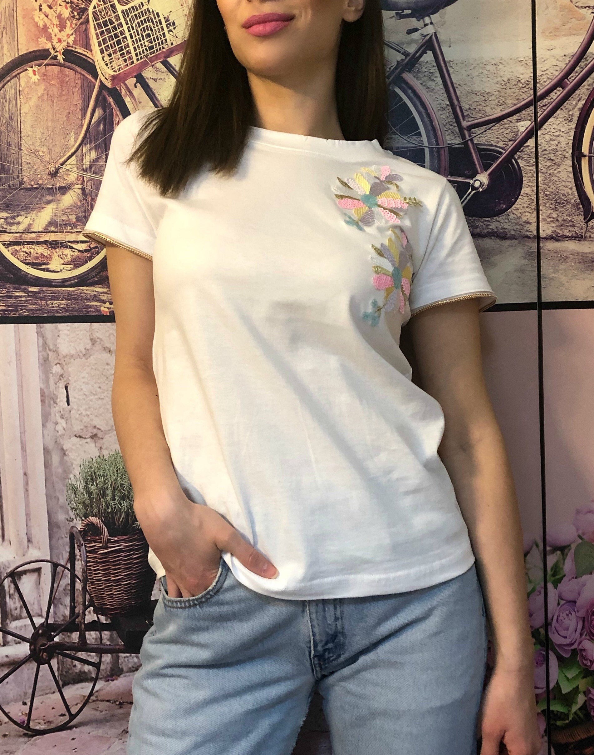 White T-shirt/top With Flower Motif - Etsy