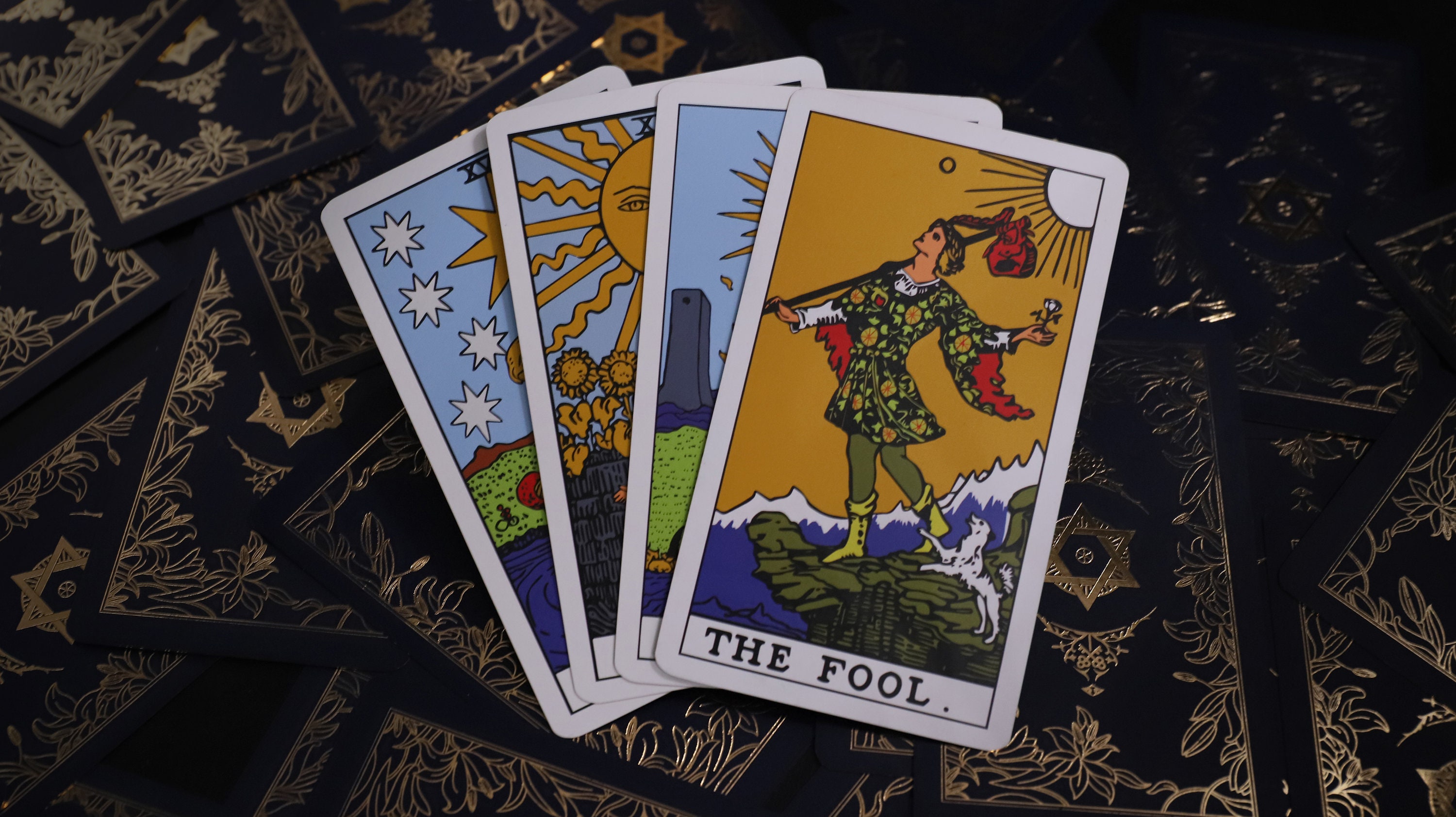 The Neo Rider Tarot Collection - the Royal Deck , 78 Tarot Decks ...