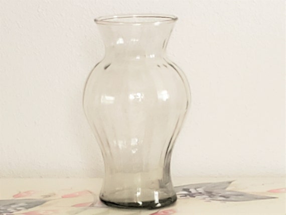 Vintage 5-inch Glass Vase Home & Living Home Décor etna.com.pe