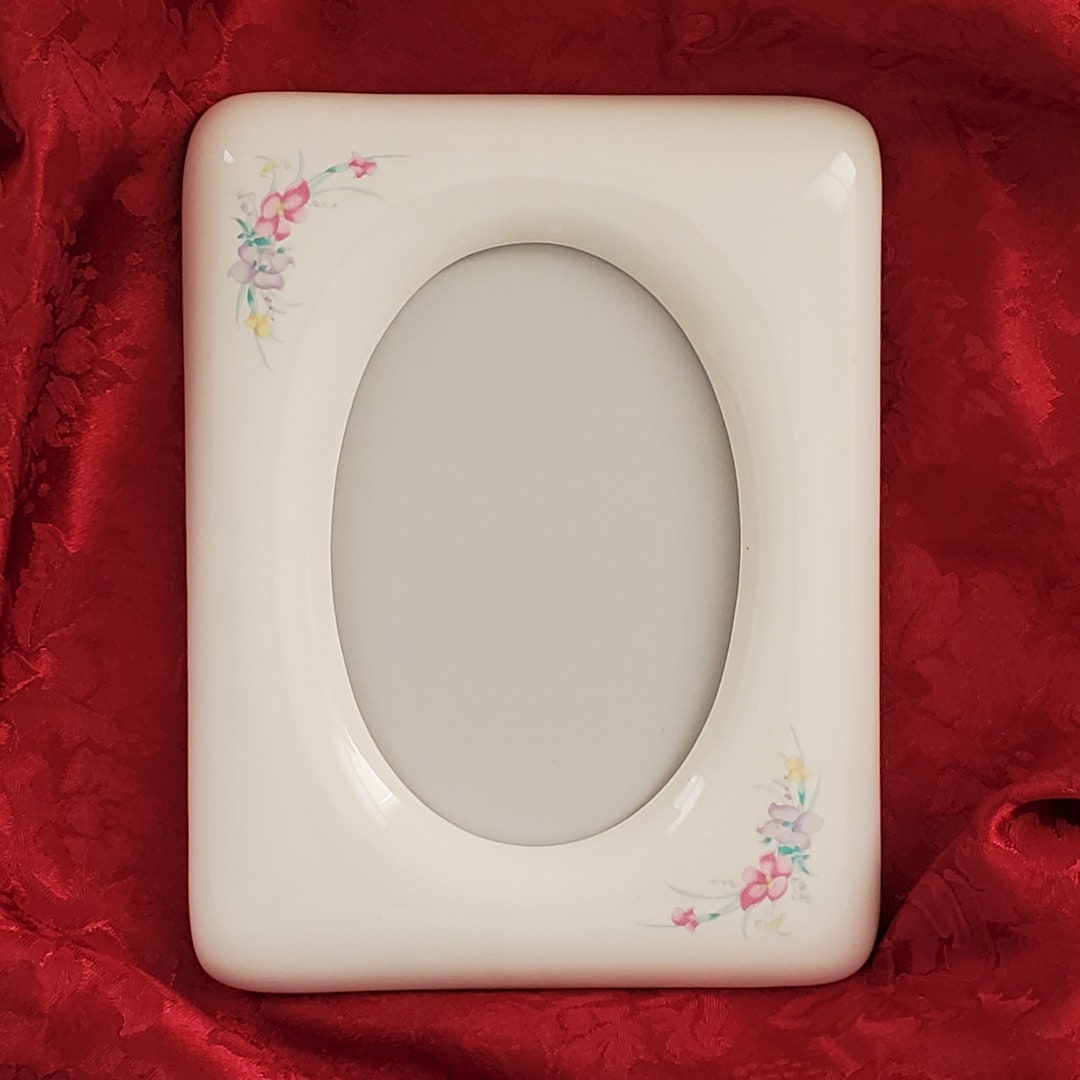 White Ceramic Frame for 3.5 X 5 Vertical or Horizontal Photo - Etsy