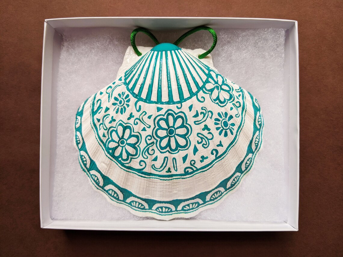 Hand Painted Shell-blue and White-hand Painted - Etsy