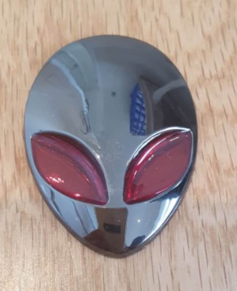 Metal 3D Quality Alienware Alien Head Car Decals Sticker Emblem - Metal ...